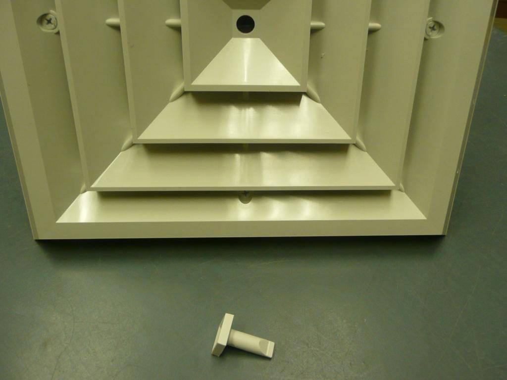 1'x1' White Plastic 4-way grille*damper*box, MV4, #81914 actual OD 11. ...